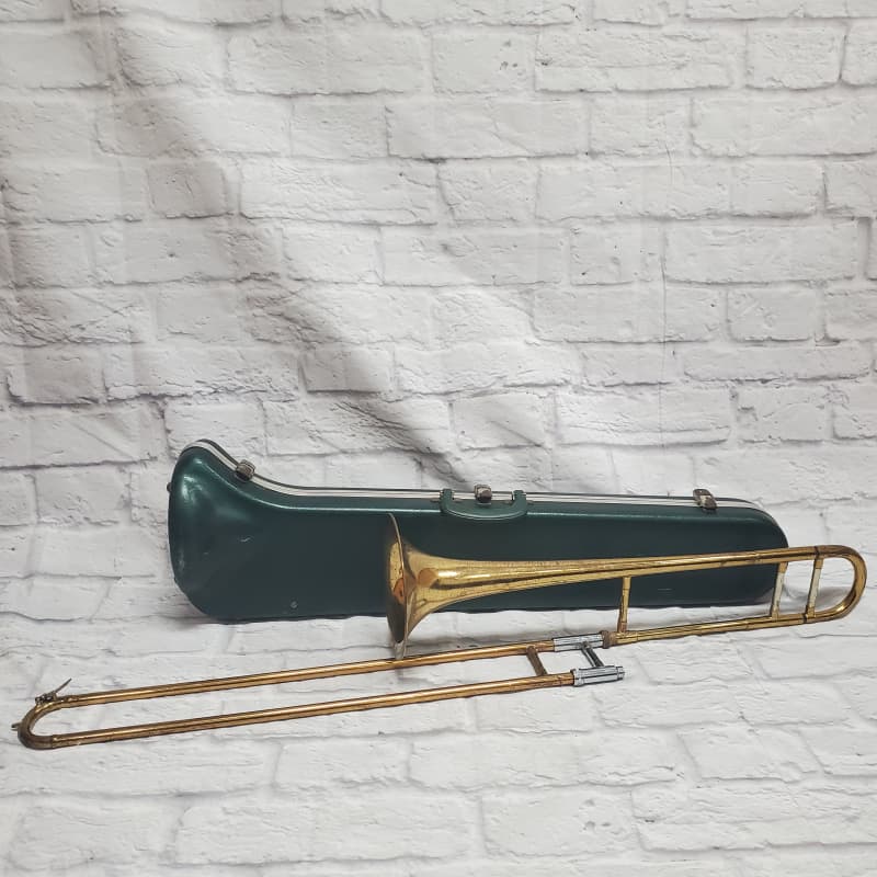 Bundy Vintage Trombone with original Green Case - 90118 - Trombone Case